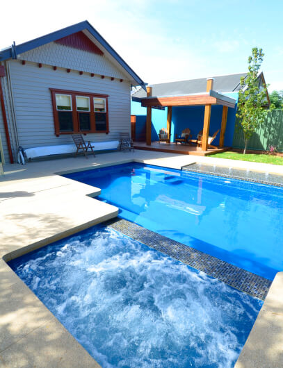 Swimming Pools | Fibreglass Pools | Inground Pools | Compass Pools New ...