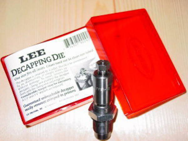 Lee Universal Decapping Die 90292 - Accessories - Reloading - Reloaders ...