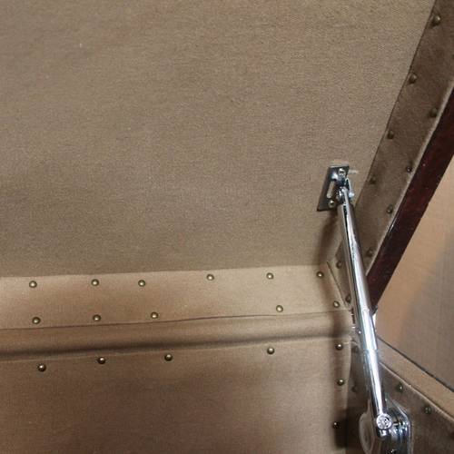 Vintage Leather Trunk | Urbano Interiors